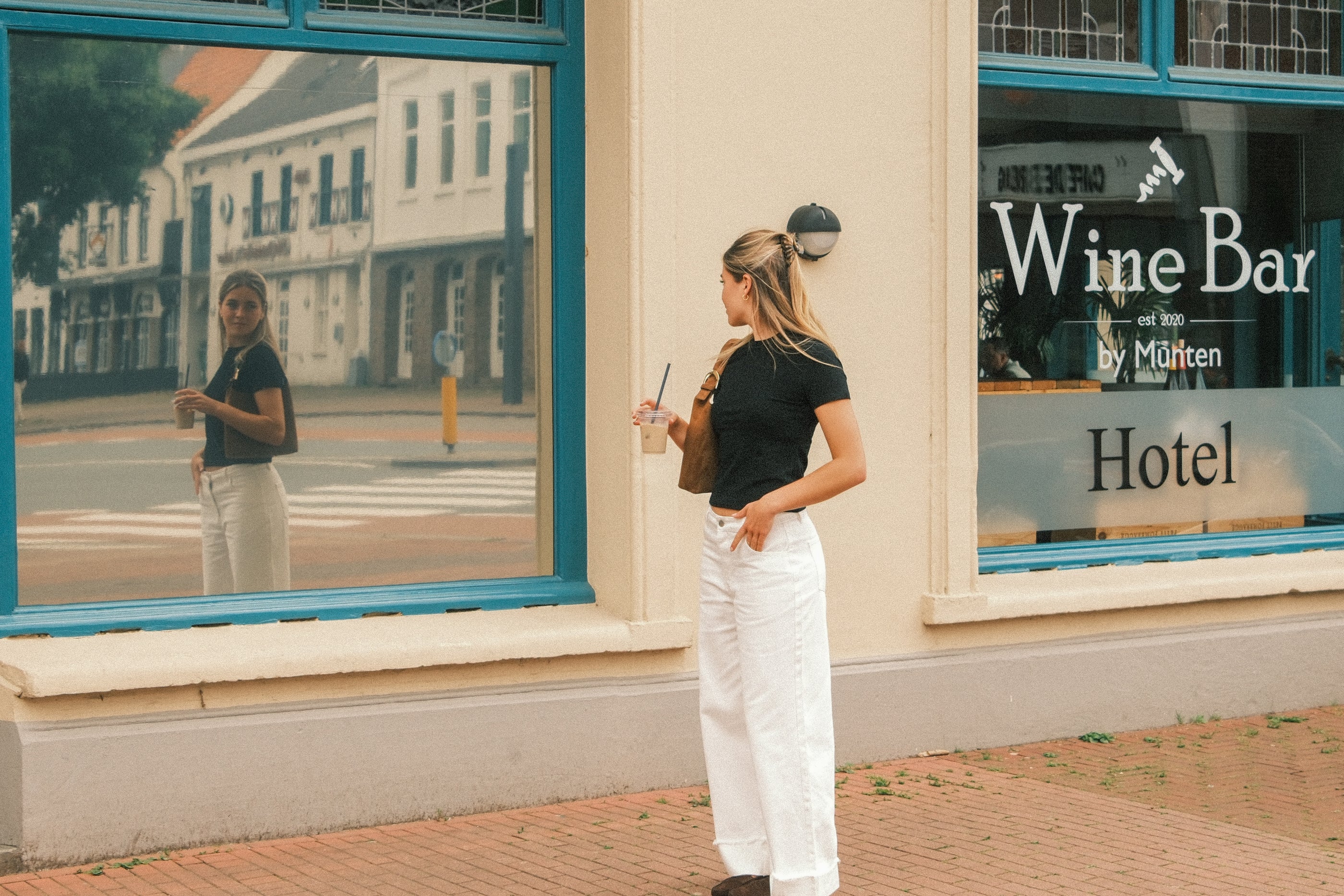 Ateljee Saar | Fashion & Specialty Coffee